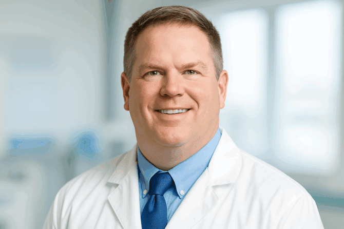 Expert Sports Medicine Doctor Clermont | Dr. Brian Patterson